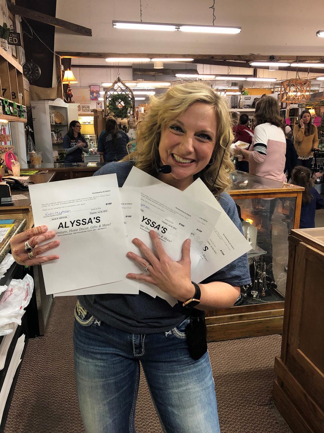 Pace Florida Gift Shop: Alyssa’s Etc. & The Refinery | Smart Retailer